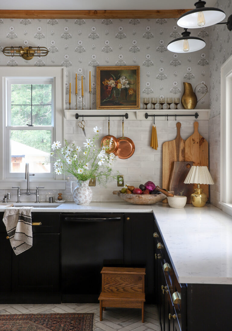 Barnhouse Kitchen Refresh! Wallpaper & New Beams!! - I SPY DIY