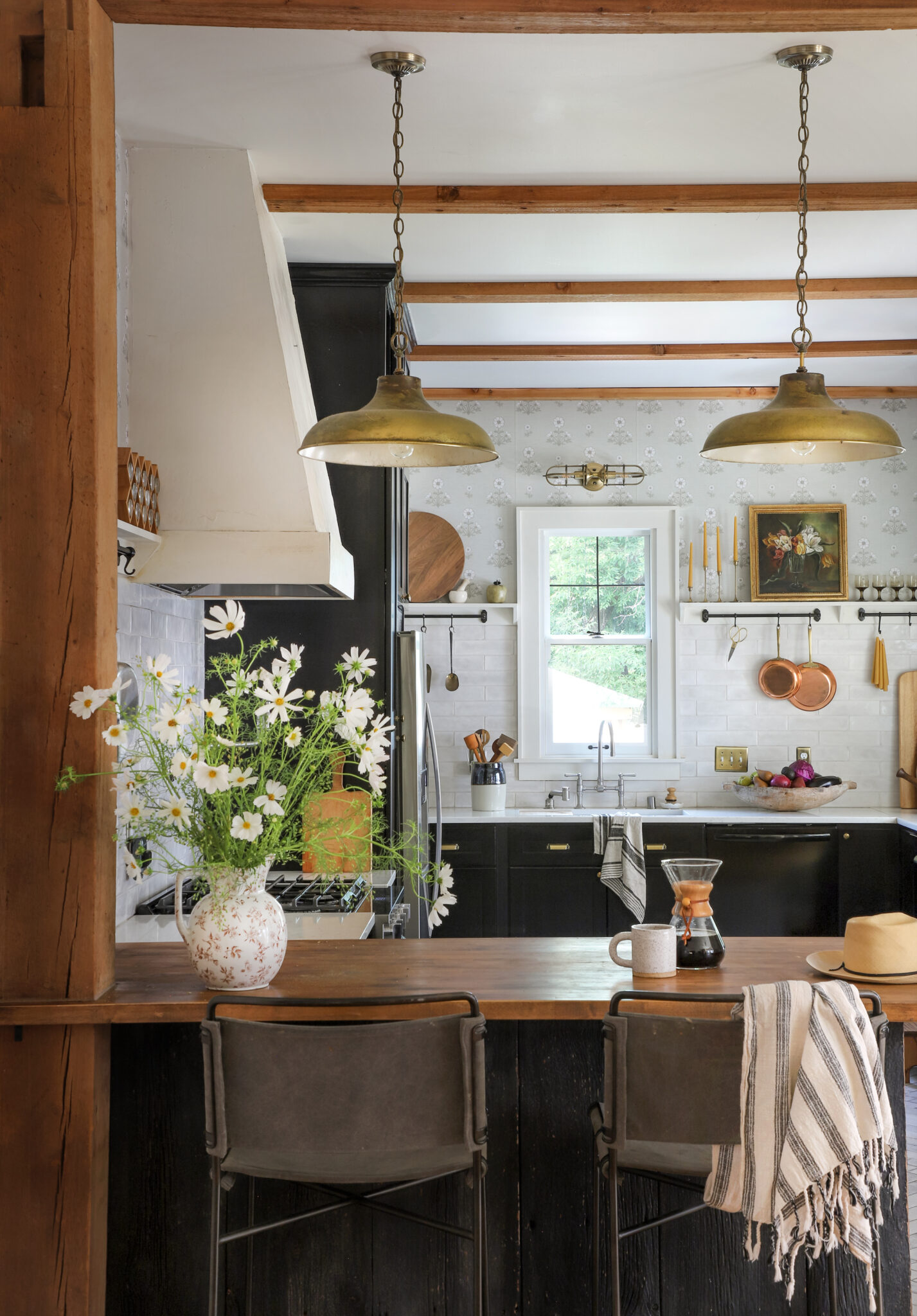 Barnhouse Kitchen Refresh! Wallpaper & New Beams!! - I SPY DIY