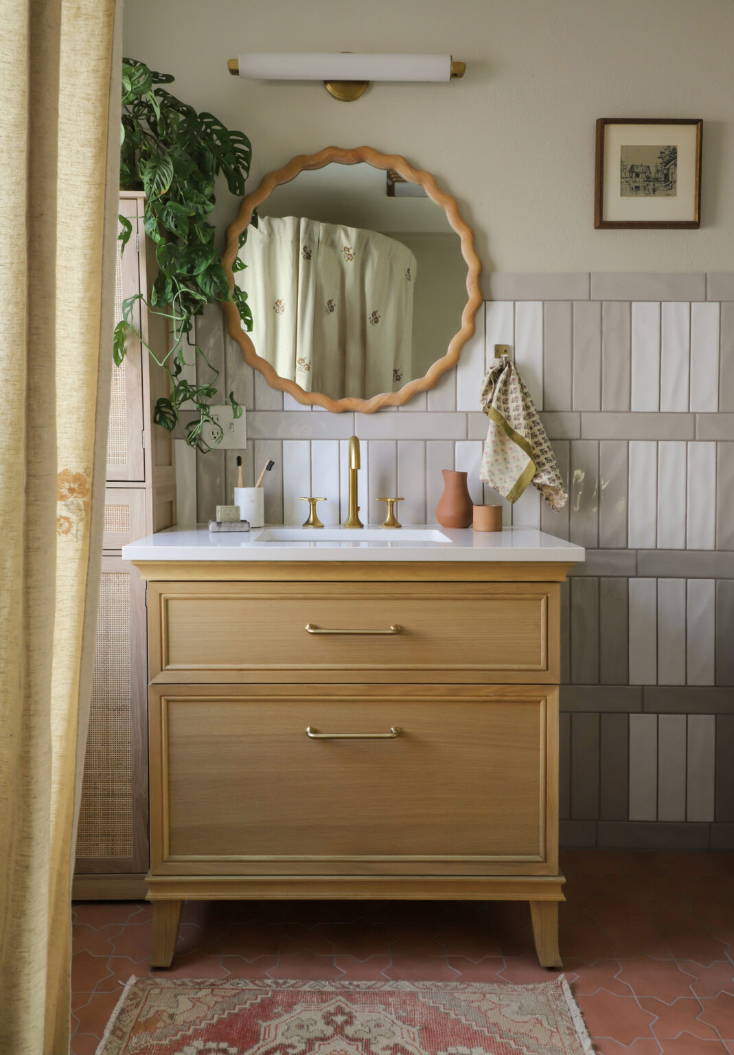 Charcoal Bungalow Tiled Bathroom Reveal!! - I SPY DIY